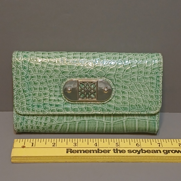 Rosetti | Bags | Rosetti Turquoise Crocodile Double Snap Trifold Wallet ...